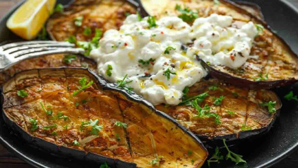 Aubergine en damier à la panure épicée: préparé ainsi, votre légume ...