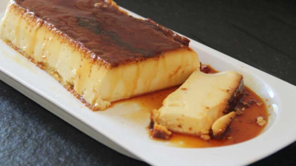 Flan caramélisé et crémeux aux œufs: une recette superbe parfaite pour ...