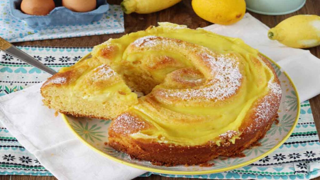 Gâteau à la crème anglaise au citron: super bon et moelleux
