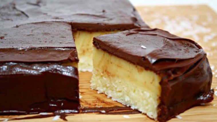 Gâteau à la noix de coco et au lait concentré: sans farine, fondant et ...