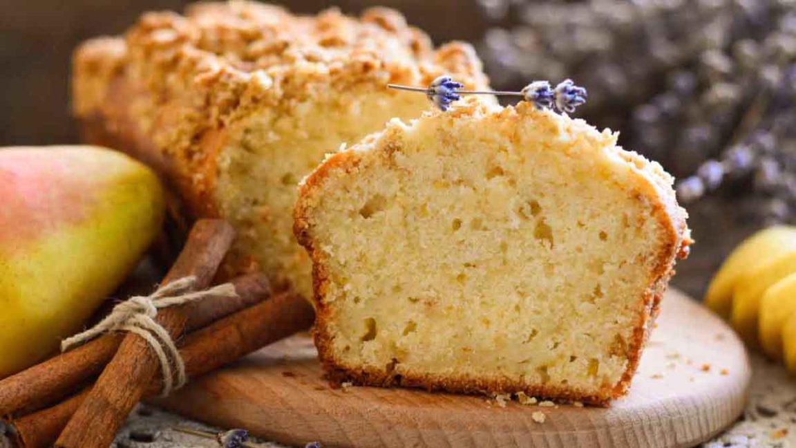 Cake aux poires: savoureux et fond en bouche, l'ingrédient qui fait la ...