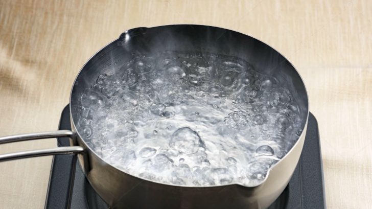 Aucune goutte d'eau ne sortira de la casserole lorsque vous ferez ...