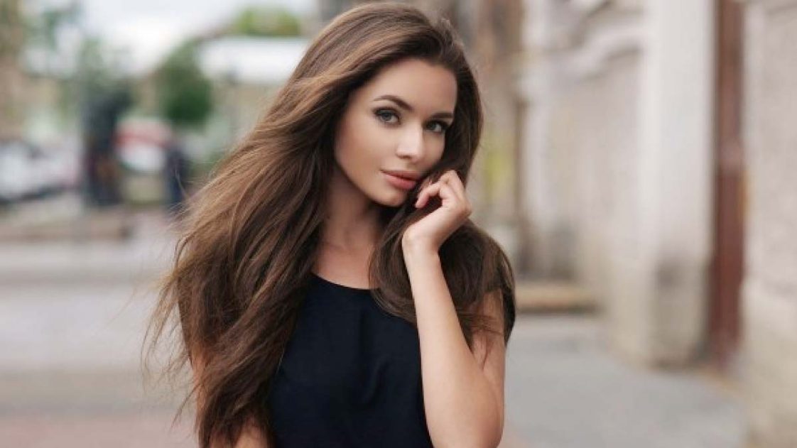 Vous rêvez de cheveux doux et lisses ? Il suffit de deux ingrédients