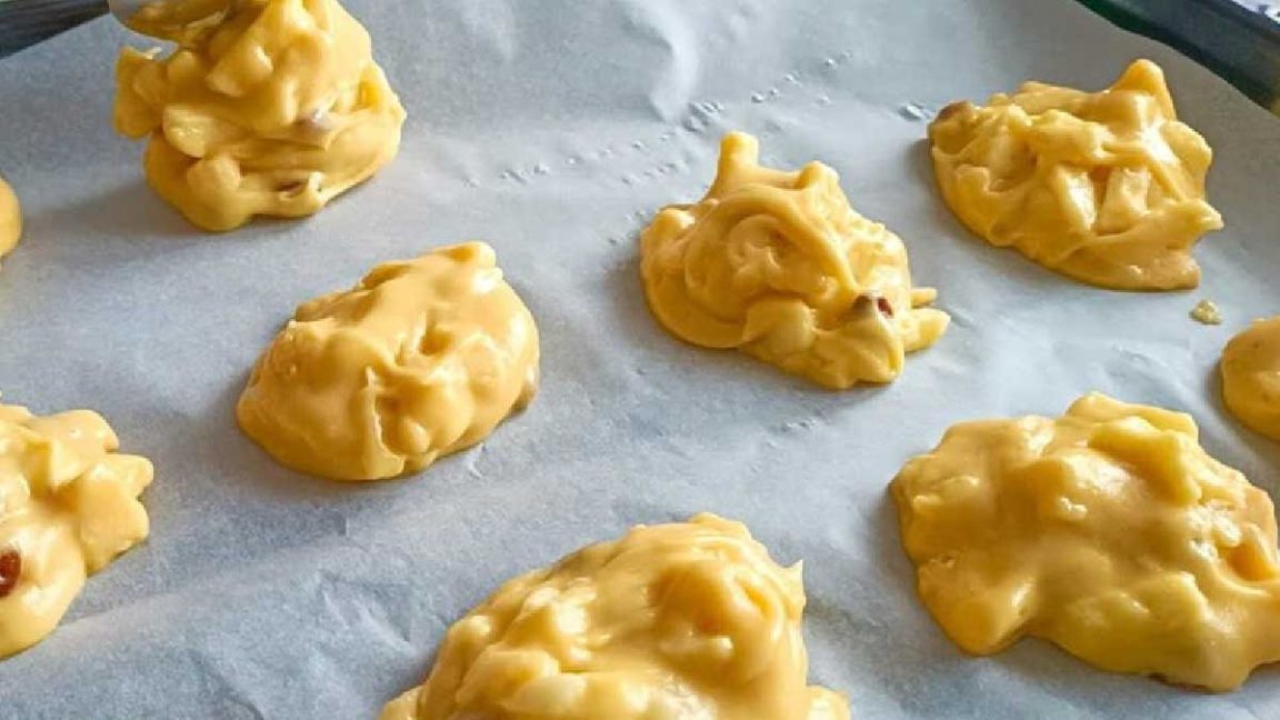 Biscuits aux pommes et aux raisins secs: une recette très facile et ...