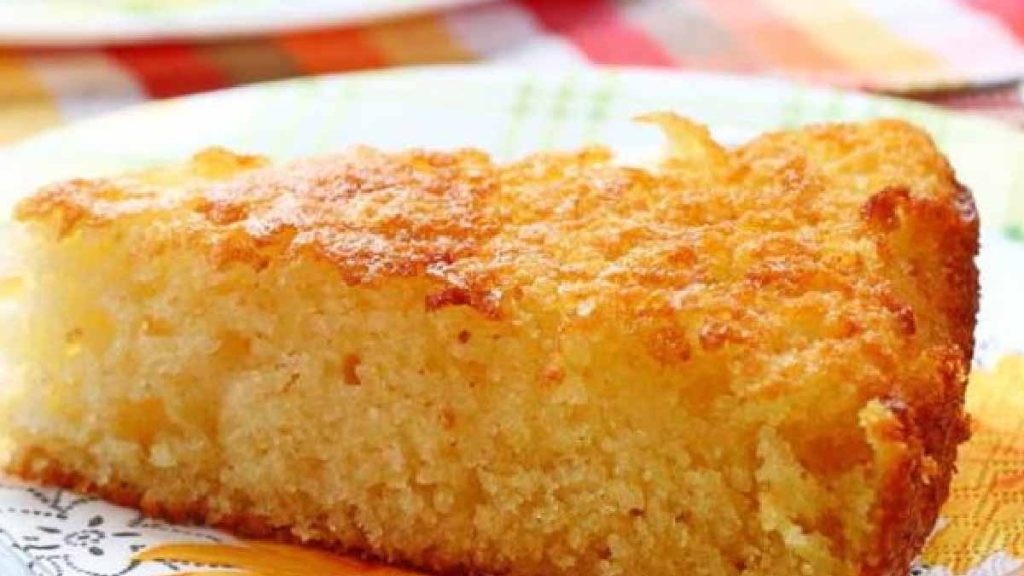 Gâteau de semoule: moelleux et très délicieux