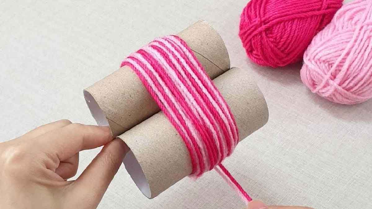 L'astuce bricolage du jour : rassemblez 2 rouleaux de papier toilette ...