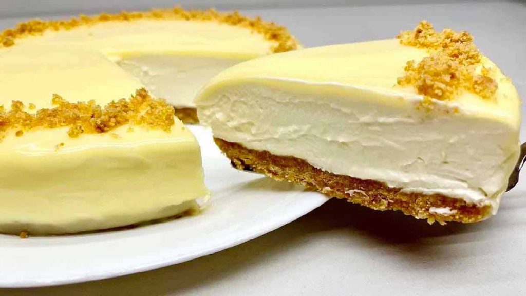 Cheesecake crémeux au chocolat blanc: un gâteau sans four spectaculaire