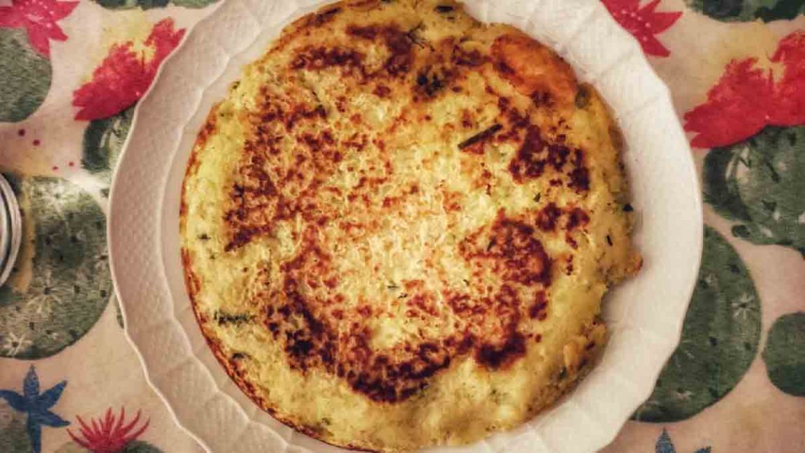 Gâteau de pommes de terre au jambon et au fromage: un plat succulent ...