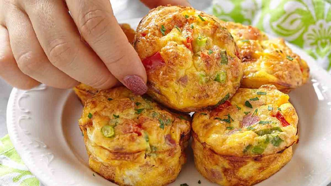 Muffins aux courgettes et aux poivrons: pour un apéritif savoureux ...