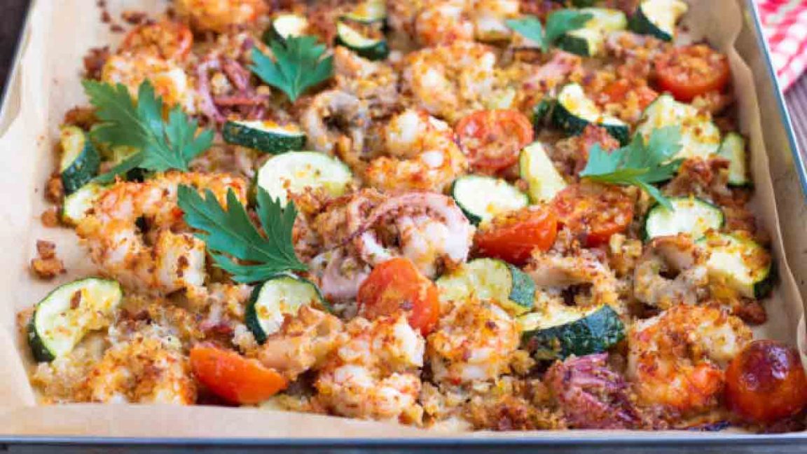 Calamars et crevettes gratinés aux courgettes: croustillants et super bons