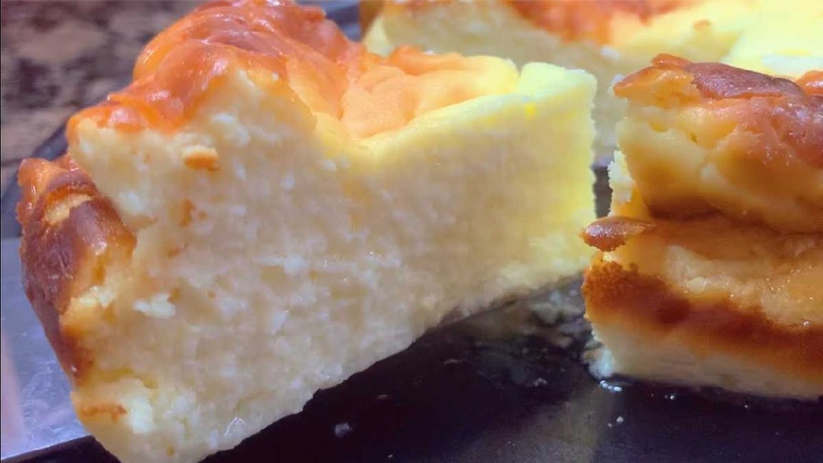 Gâteau au yaourt grec à 3 ingrédients: léger et fondant