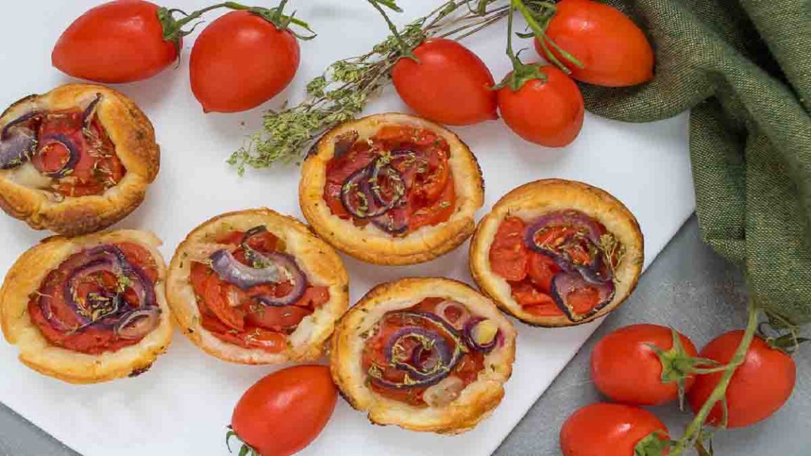 Tartelettes aux tomates cerises et au fromage frais: un apéritif simple ...