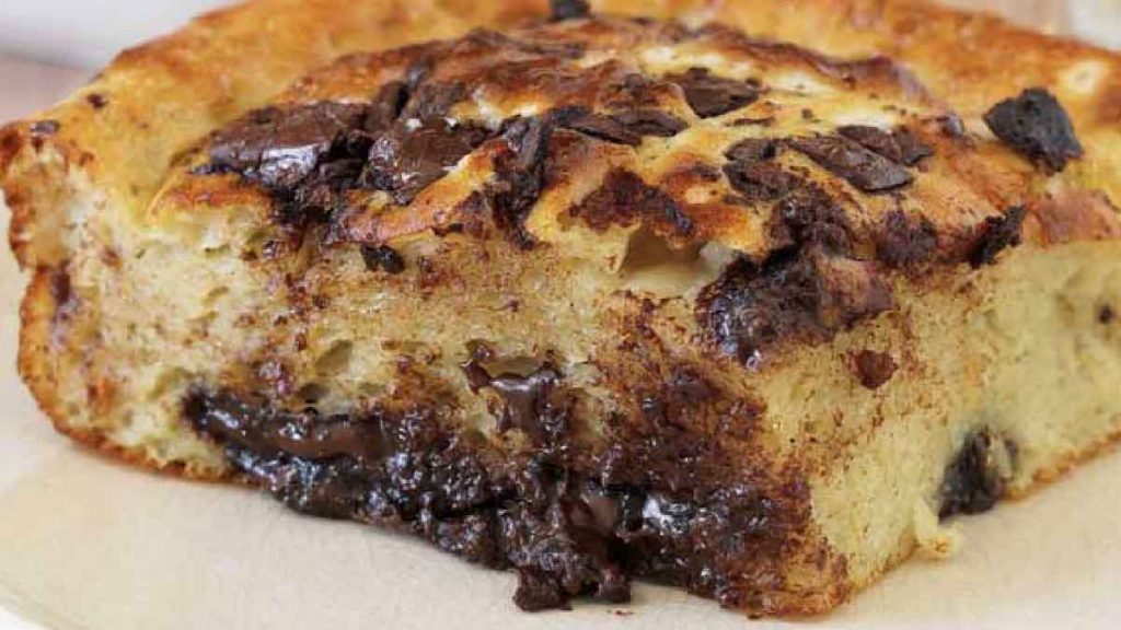 Cake à la compote au fromage blanc et au chocolat: une saveur ...