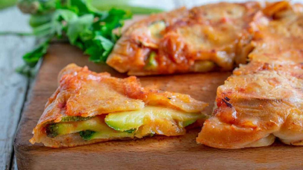 Focaccia aux courgettes: un plat succulent enrichi d’ingrédients simples