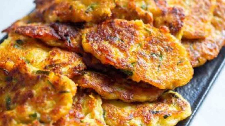 Beignets aux courgettes et aux carottes faciles et saines