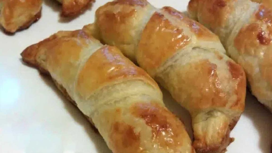 Croissants Kinder Bueno: pour un petit déjeuner gourmand et savoureux