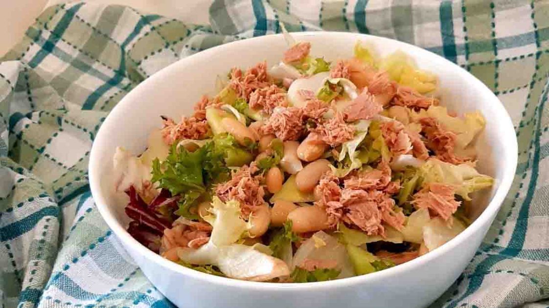 Salade fraîche au thon et aux haricots : à la fois savoureuse et gourmande