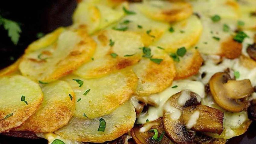 Tellement filandreux, ce plat de pommes de terre et champignons est une ...
