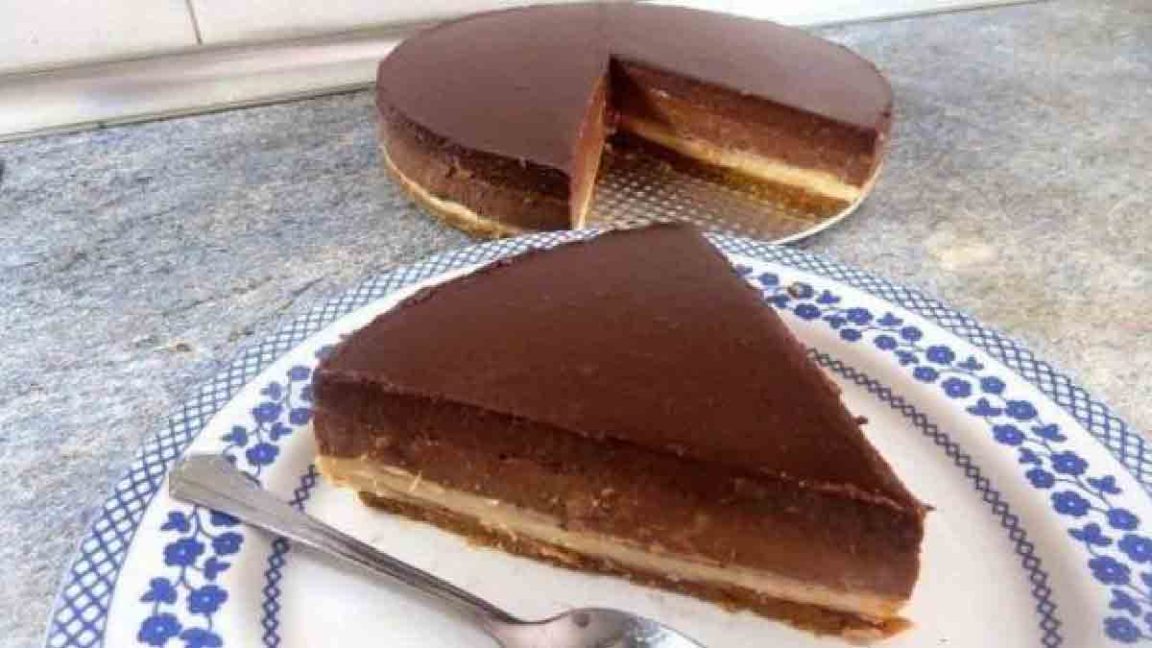 Gâteau crémeux aux 3 chocolats: un véritable régal pour les papilles