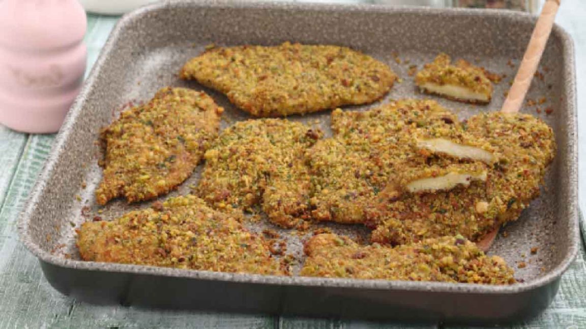 Poulet pané aux pistaches et au parmesan: croquant et super savoureux