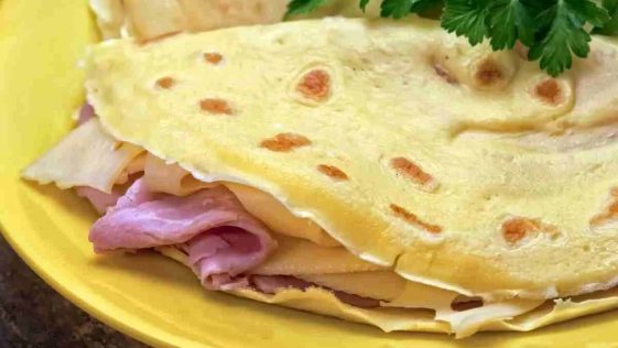 Crêpes au jambon cuit et à l'emmental: une recette classique et ...