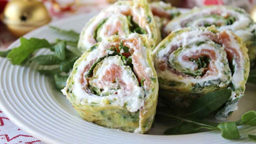 Omelette roulée de courgettes au Philadelphia et au saumon: une recette ...