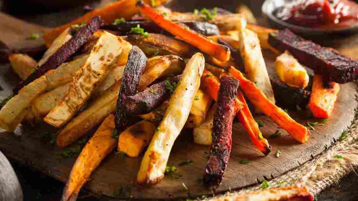 Bâtonnets de légumes gratinés au parmesan: savoureux et croustillants