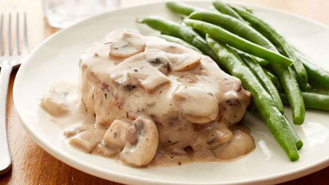 Filet mignon de porc à la sauce crémeuse aux champignons: un plat ...