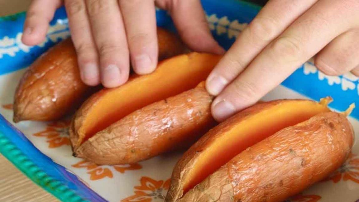 Patates douces farcies au lard et au fromage: une saveur incroyable qui ...