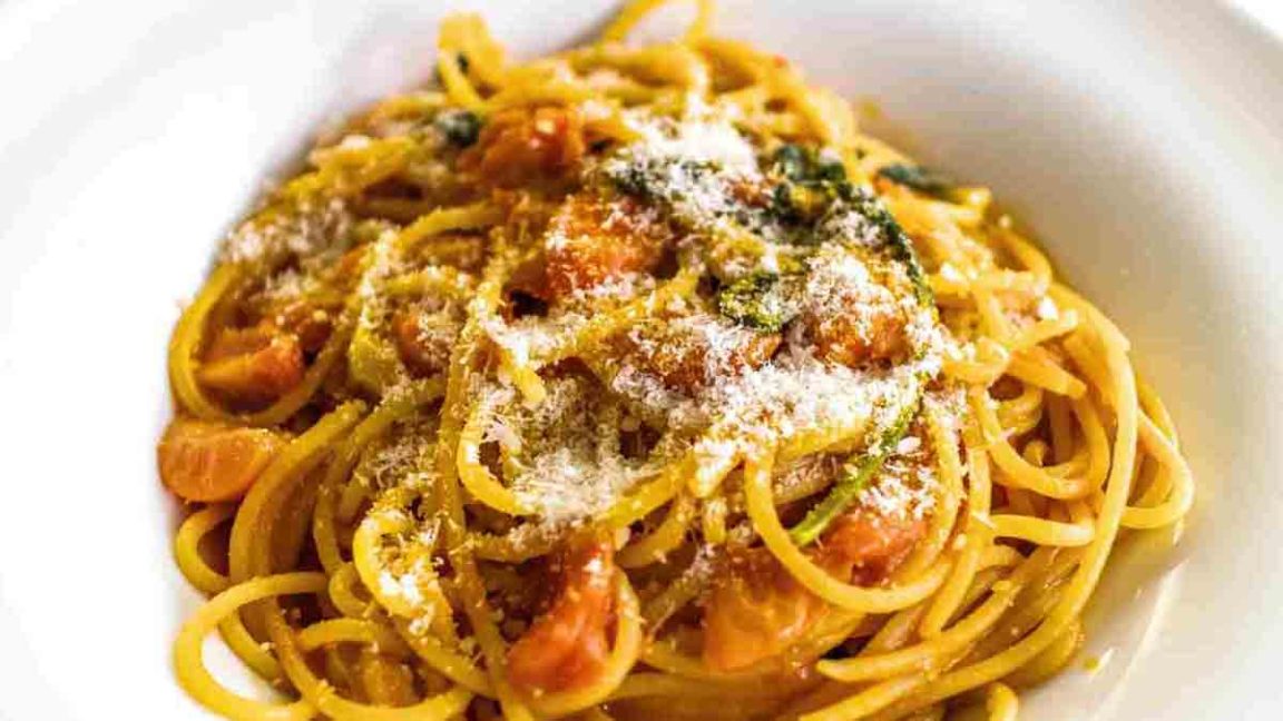 Spaghettis au thon et aux tomates: une recette simple et savoureuse ...