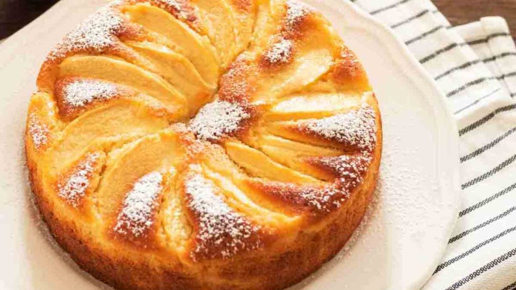 Gâteau aux poires au yaourt: super moelleux et délicieux