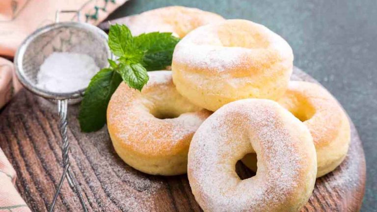 J’ai préparé des beignets super moelleux avec du yaourt et de l’huile ...