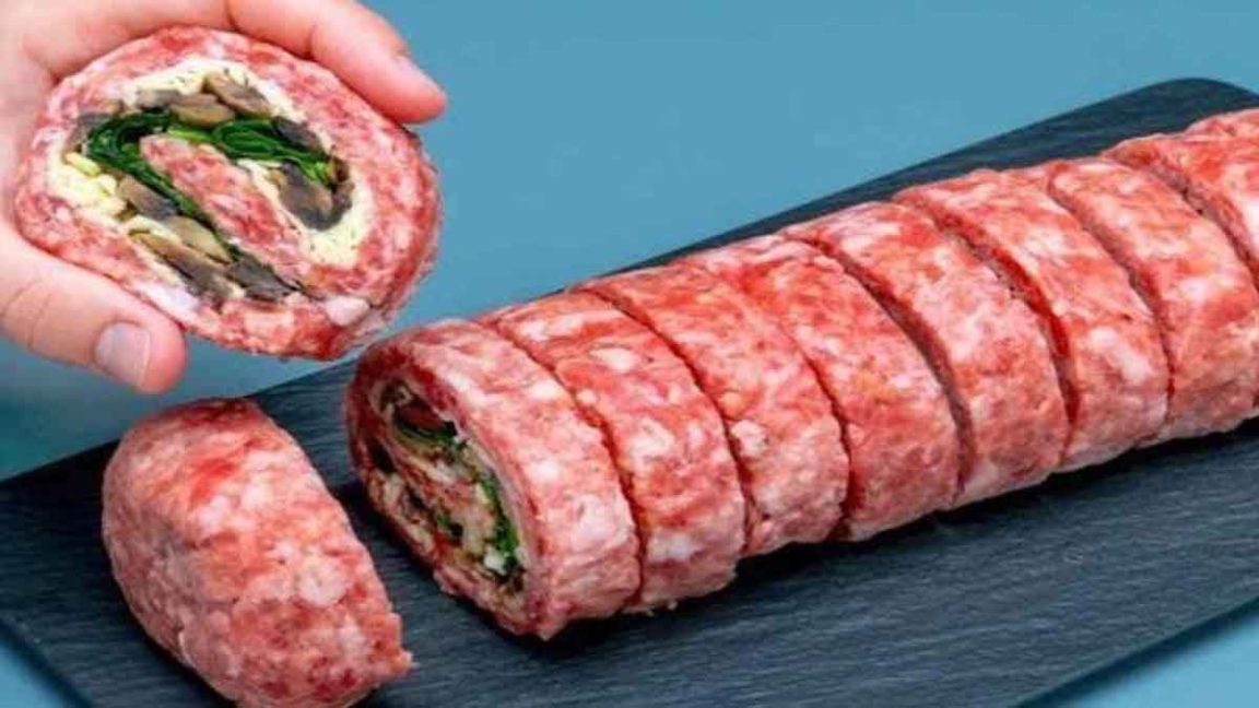 Rouleaux de viande panés aux champignons et aux épinards: des ...