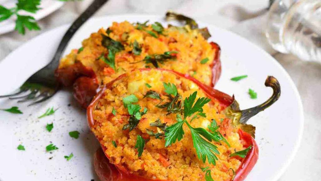 Voici une recette de poivrons farcis super bonne et originale. Vous ...