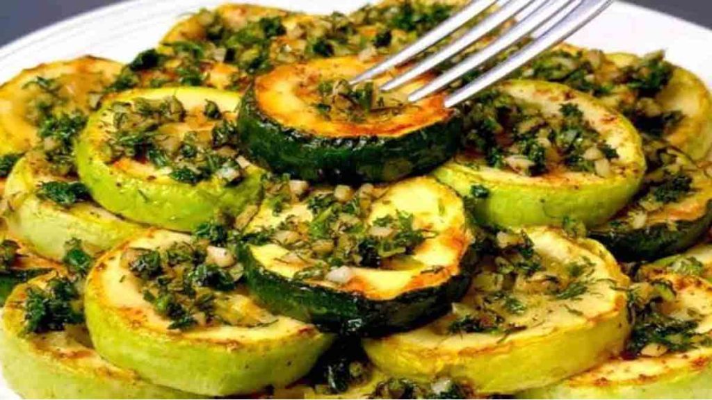 Gratin de courgettes crémeux à l'emmental: un plat simple et délicieux ...