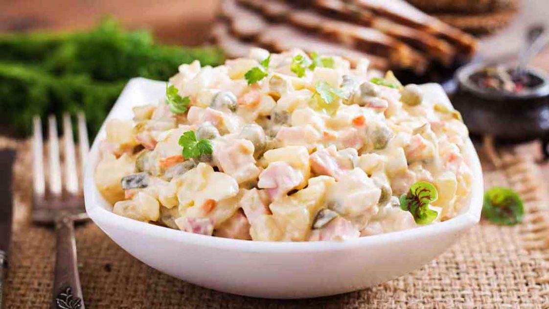 La salade russe de Noël : une recette incontournable des fêtes de fin d ...